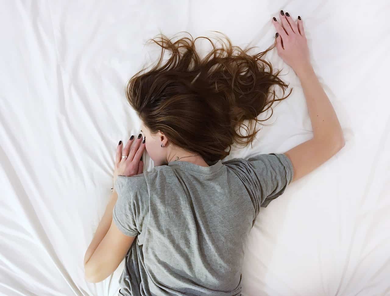 Back Pain Reason How to Stop It: 7 Reasons Why You Wake Up